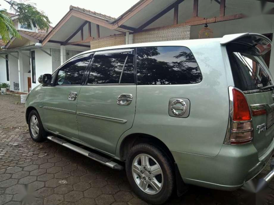 Toyota Kijang Innova 2005 dijual cepat 577121